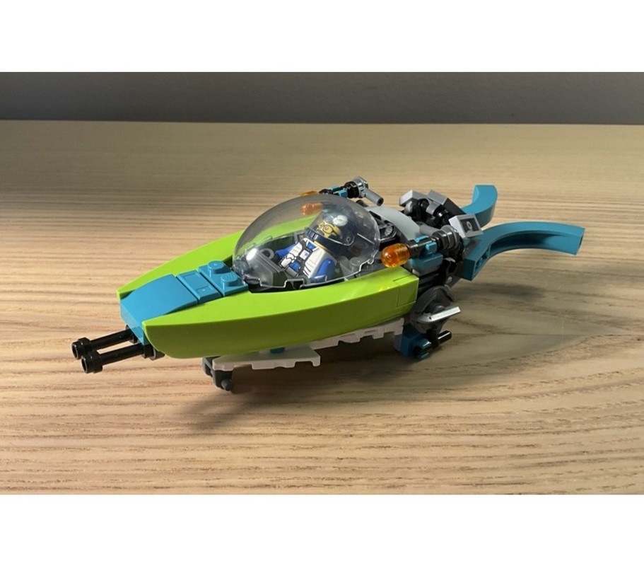 LEGO MOC Lime green starfighter by NimilesBot | Rebrickable - Build ...