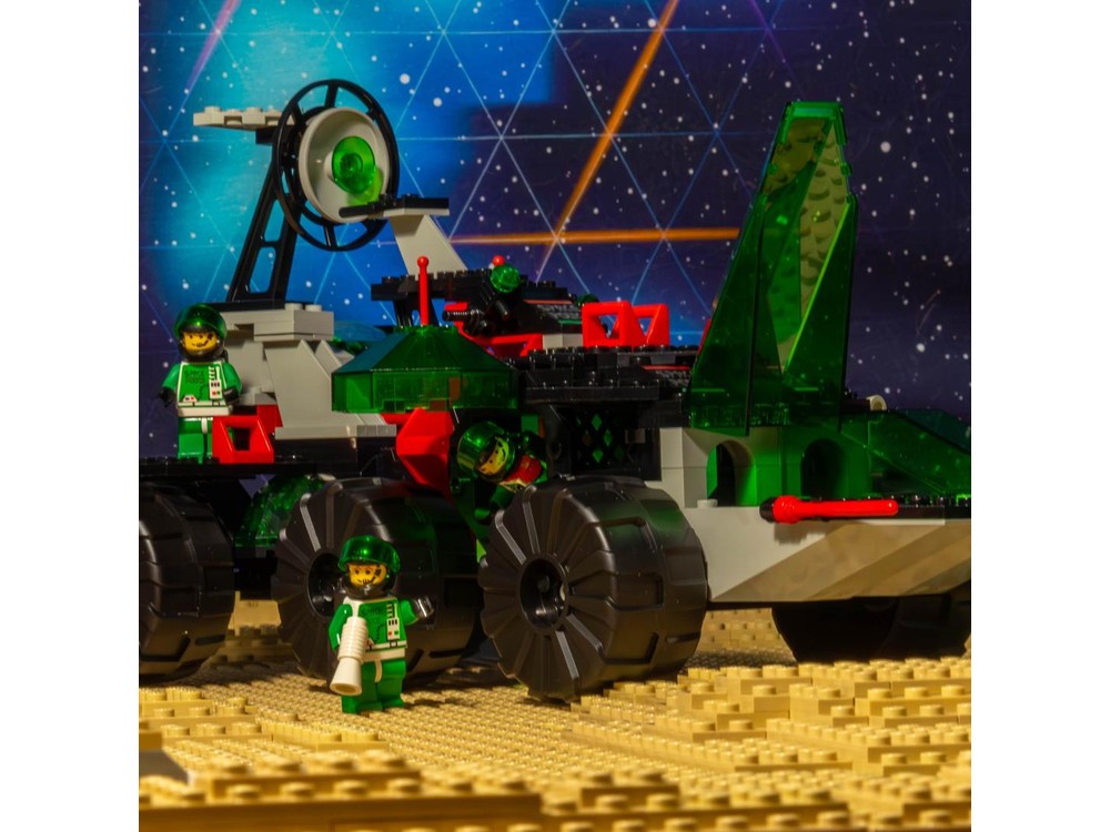 LEGO MOC Space Police Mobile Base by 90s_lego_space | Rebrickable ...