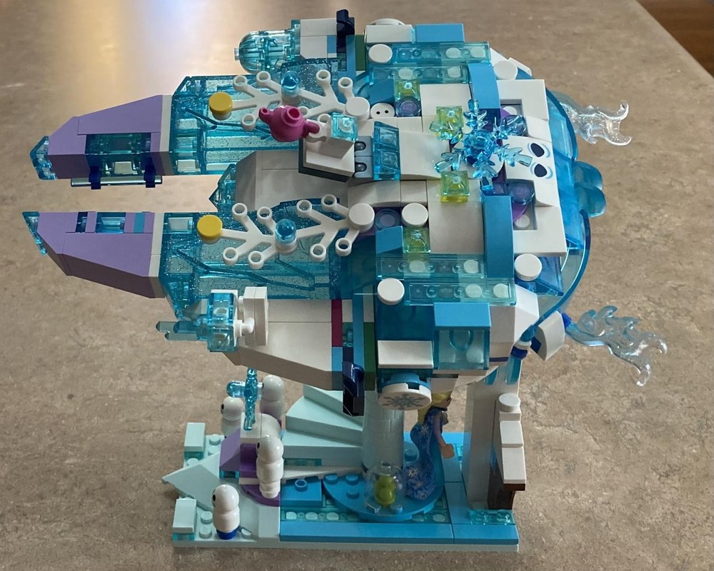 LEGO MOC Frozen Falcon by TheHaanSolo | Rebrickable - Build with LEGO