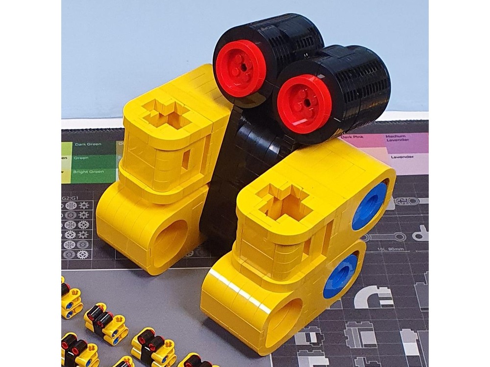 LEGO MOC reBIGbot - Buildable by icedragonj | Rebrickable - Build with LEGO