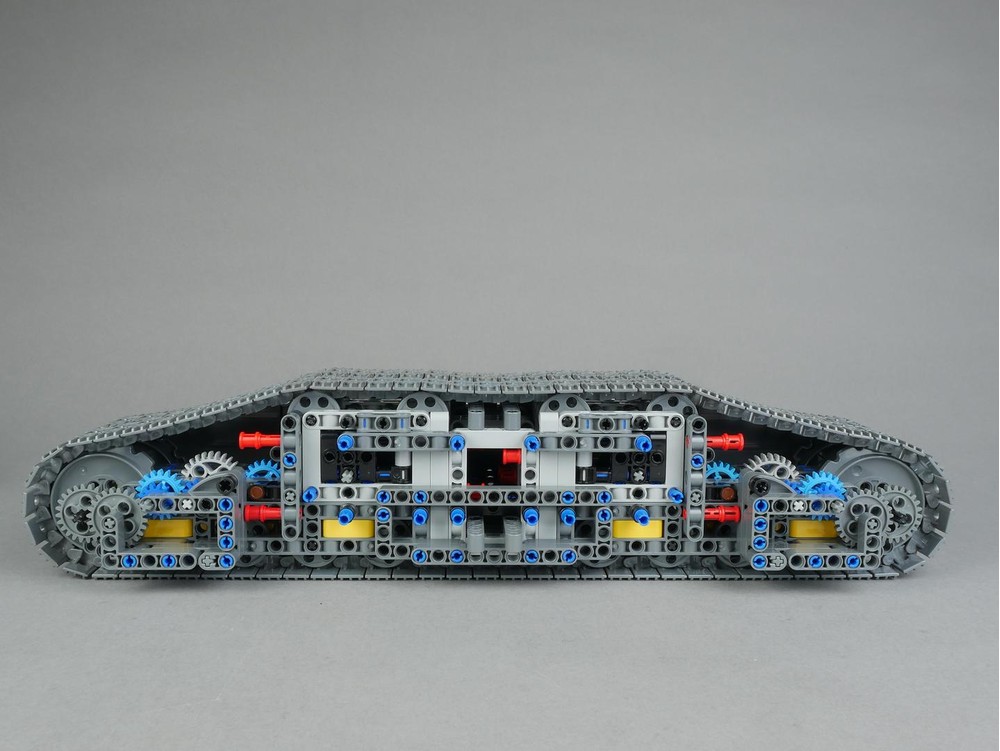 LEGO MOC-235473 Crawler Crane Chassis by seregiz | Rebrickable - Build ...