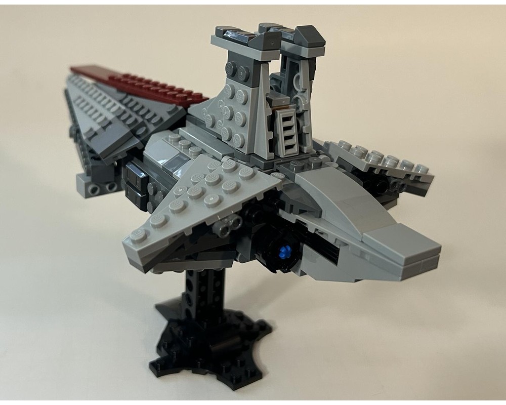 LEGO MOC Midi-Scale Venator-Class Cruiser by Sir BuildsALot ...
