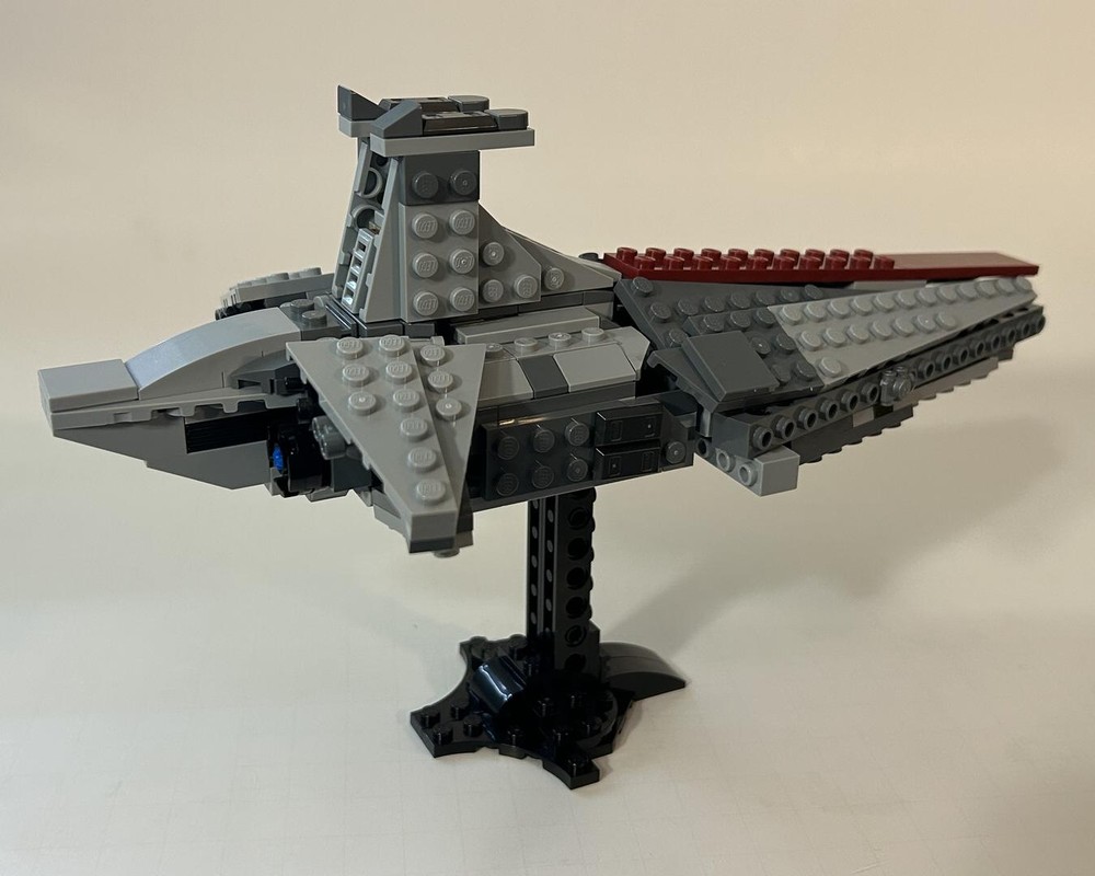 LEGO MOC Midi-Scale Venator-Class Cruiser by Sir BuildsALot ...