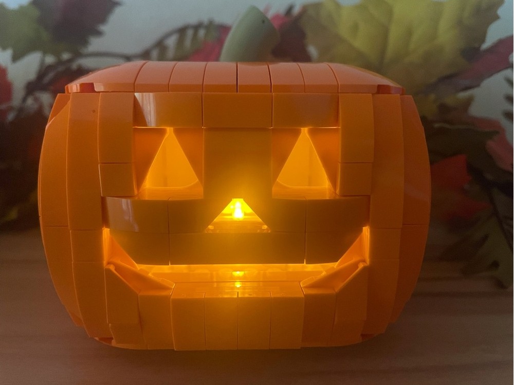 LEGO MOC-235856 Halloween pumpkins with light by technic_Franz ...