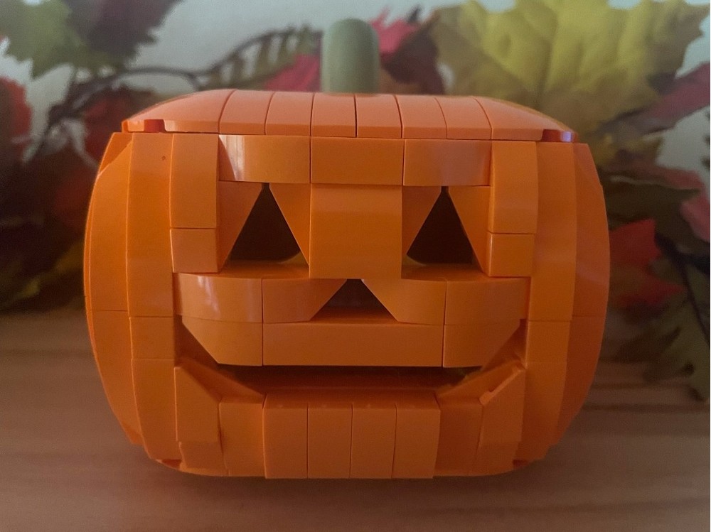 LEGO MOC-235856 Halloween pumpkins with light by technic_Franz ...