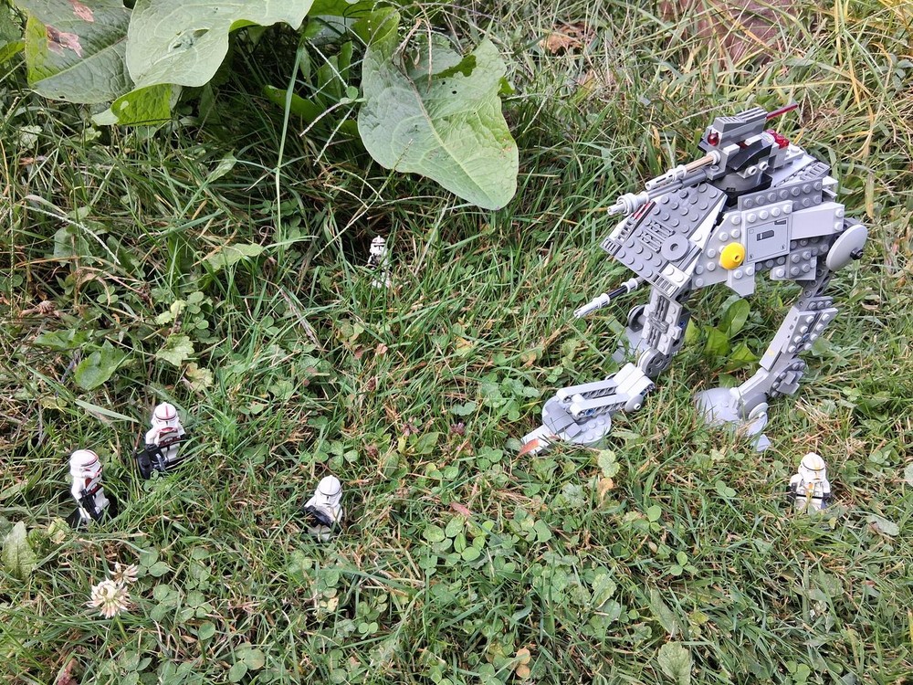 LEGO MOC AT-AP by pottato_idk | Rebrickable - Build with LEGO