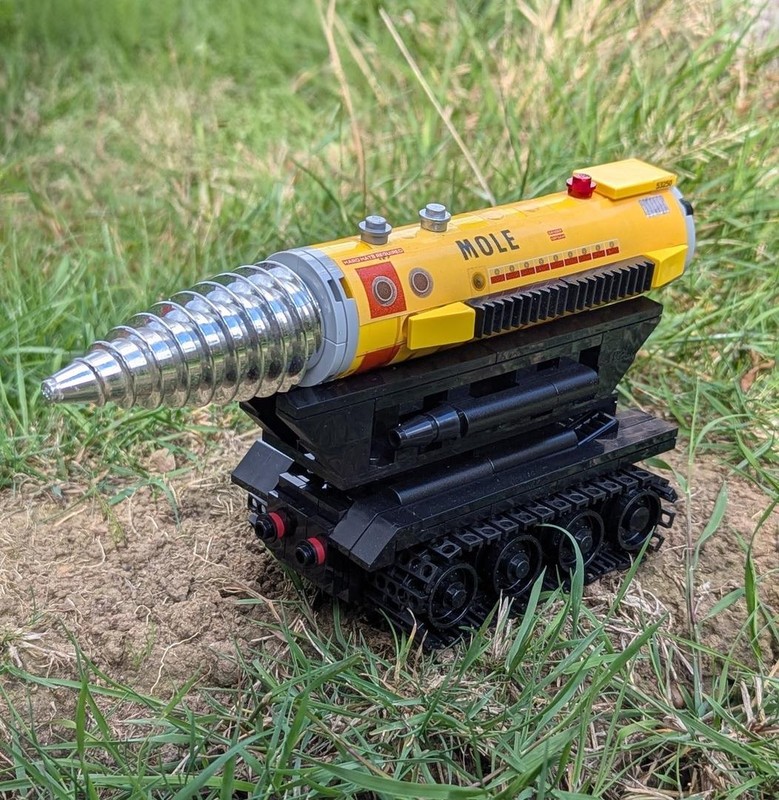 LEGO MOC Thunderbirds The Mole by gshaw0_bricks | Rebrickable - Build with LEGO