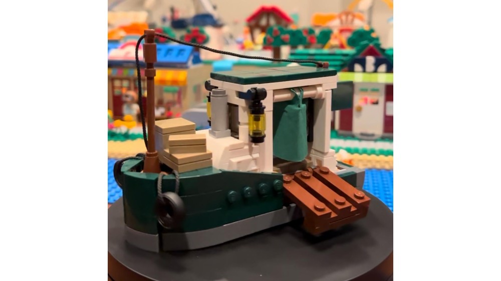 LEGO MOC-236160 Treasure Trawler by Darth_Silas | Rebrickable - Build ...