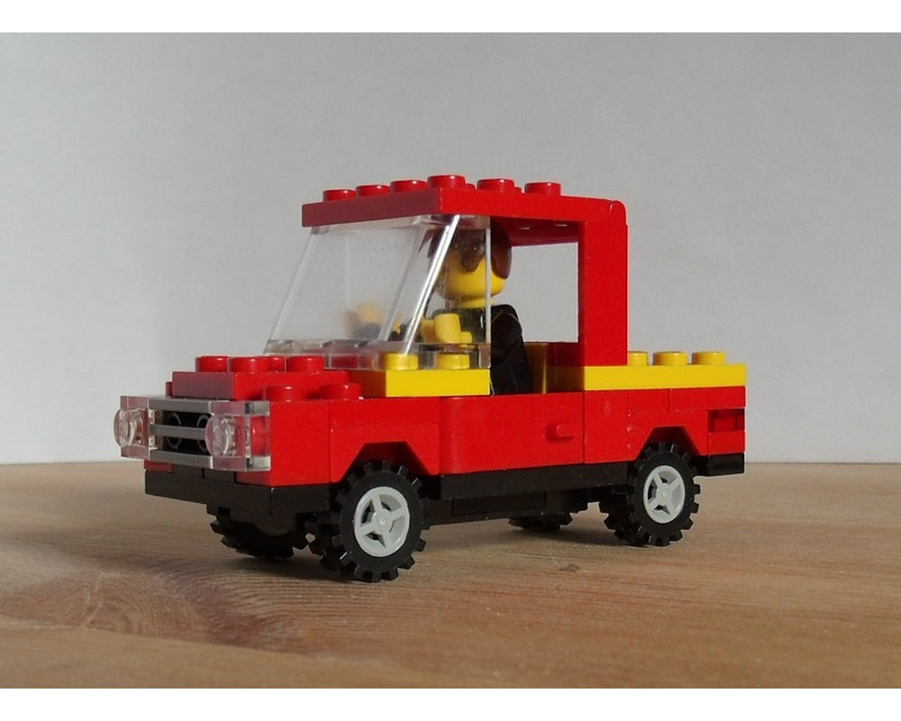 LEGO MOC Red Car by timobahn | Rebrickable - Build with LEGO