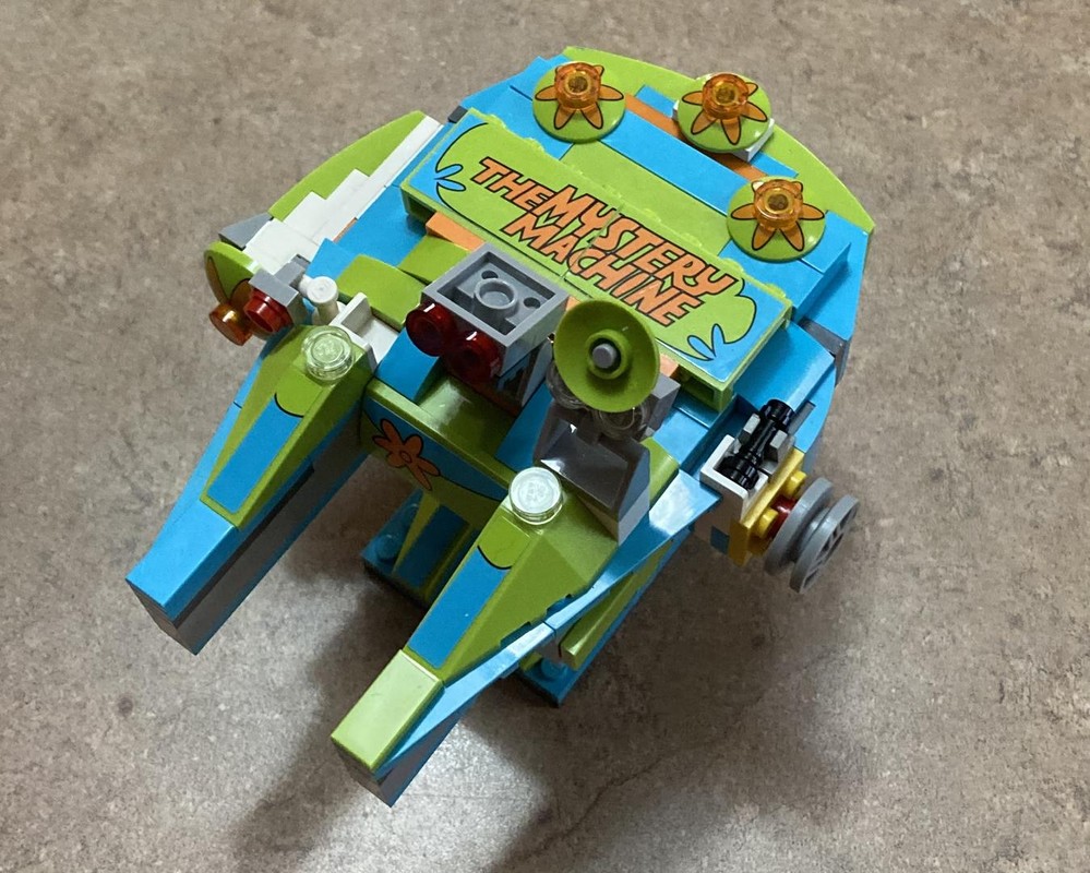 LEGO MOC The Mystery Falcon by TheHaanSolo | Rebrickable - Build with LEGO