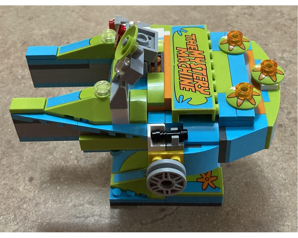 LEGO MOC The Mystery Falcon by TheHaanSolo | Rebrickable - Build with LEGO