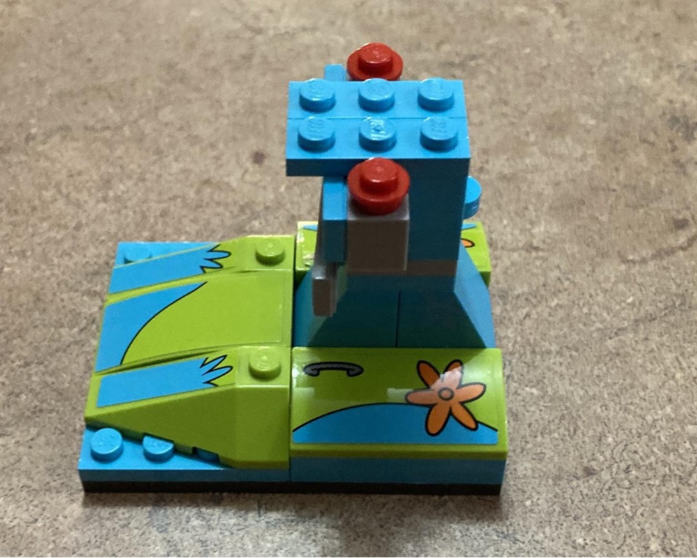 LEGO MOC The Mystery Falcon by TheHaanSolo | Rebrickable - Build with LEGO
