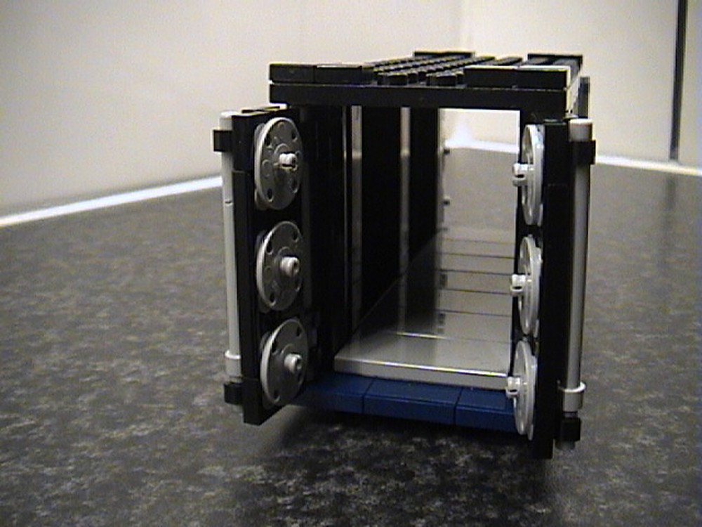 LEGO MOC Tunnel Container 20ft by Lucky-Ramses | Rebrickable - Build ...