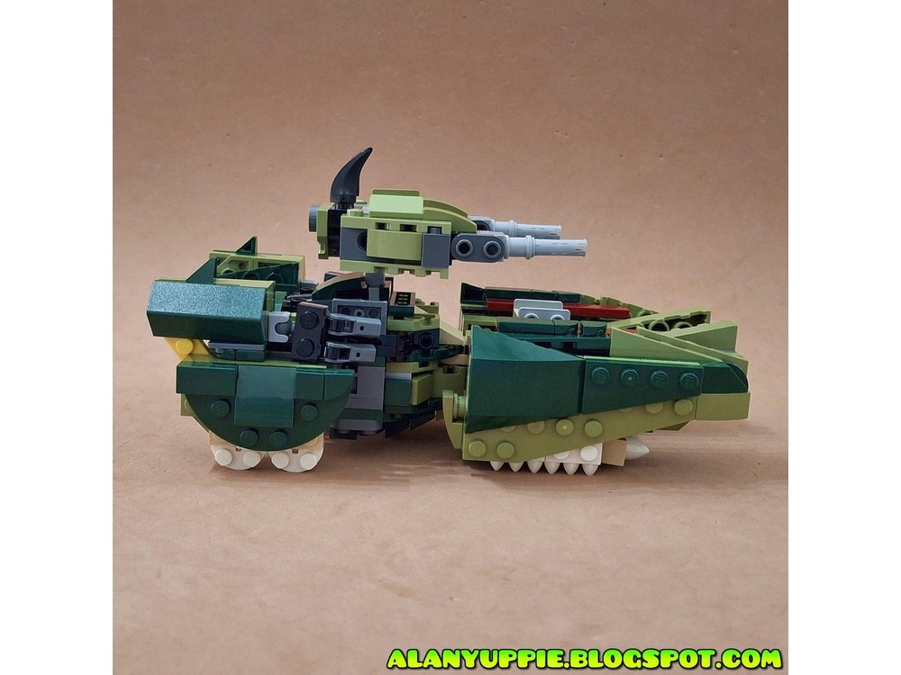 LEGO MOC-237367 Transformer Futuristic Tank using LEGO Creator 31151 T ...