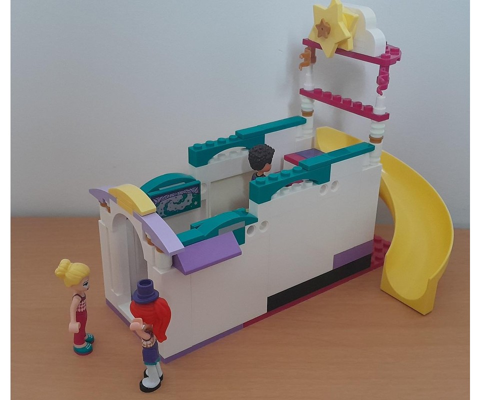 LEGO MOC Super slide by K-poplover | Rebrickable - Build with LEGO