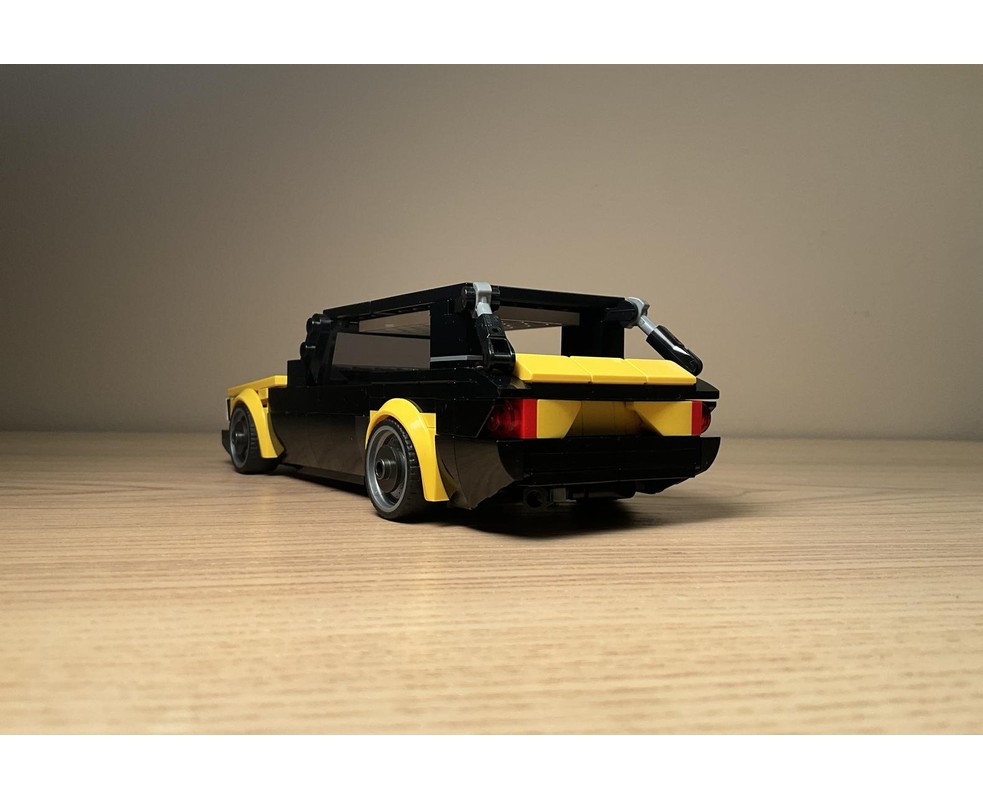LEGO MOC Mercedes-Benz W124 Wagon by NimilesBot | Rebrickable - Build ...