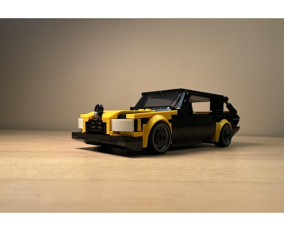 LEGO MOC Mercedes-Benz W124 Wagon by NimilesBot | Rebrickable - Build ...