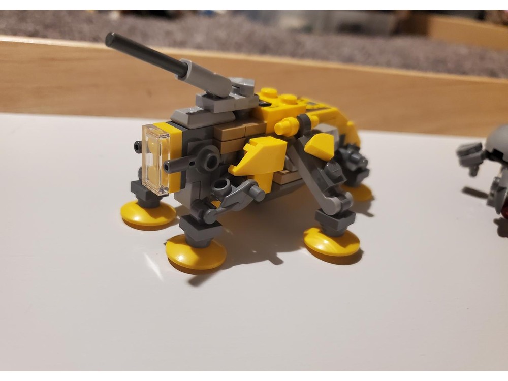 LEGO MOC-238714 327th Star Corps Micro AT-TE and Droid Gunship - Alt ...