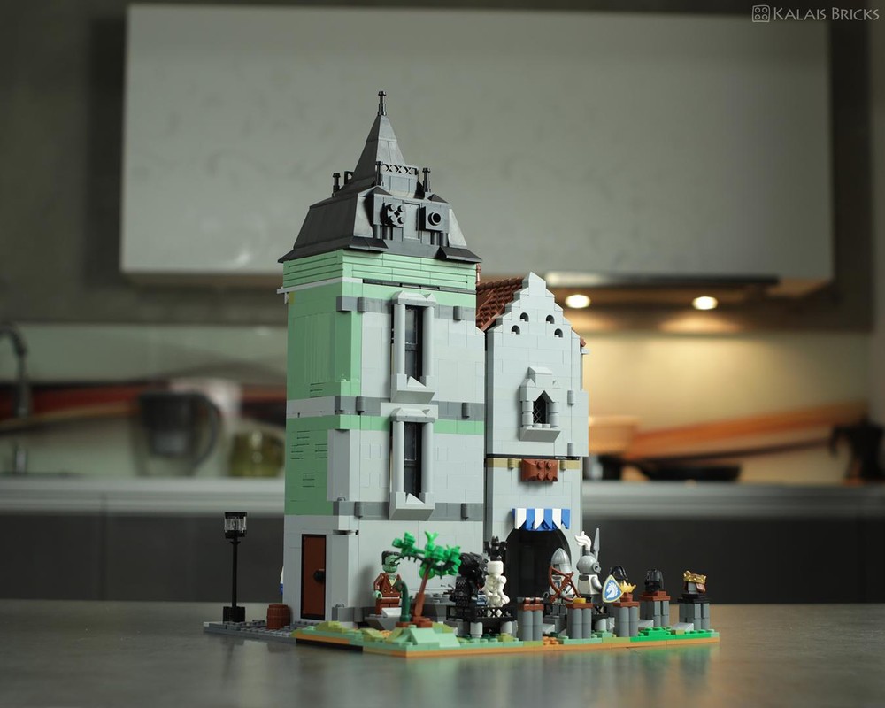 LEGO MOC Tenement building made of Creator 31167 and 31168 sets by ...
