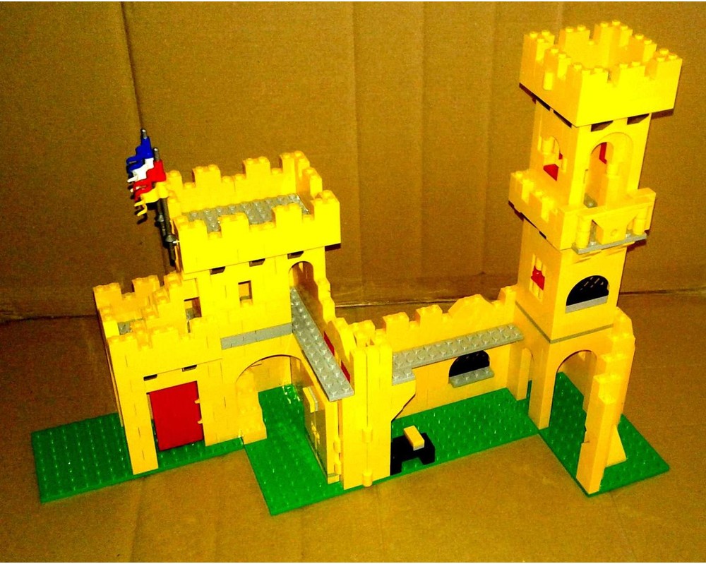 LEGO MOC-239835 375-2 Classic Yellow Castle MOC #5 by spinox ...