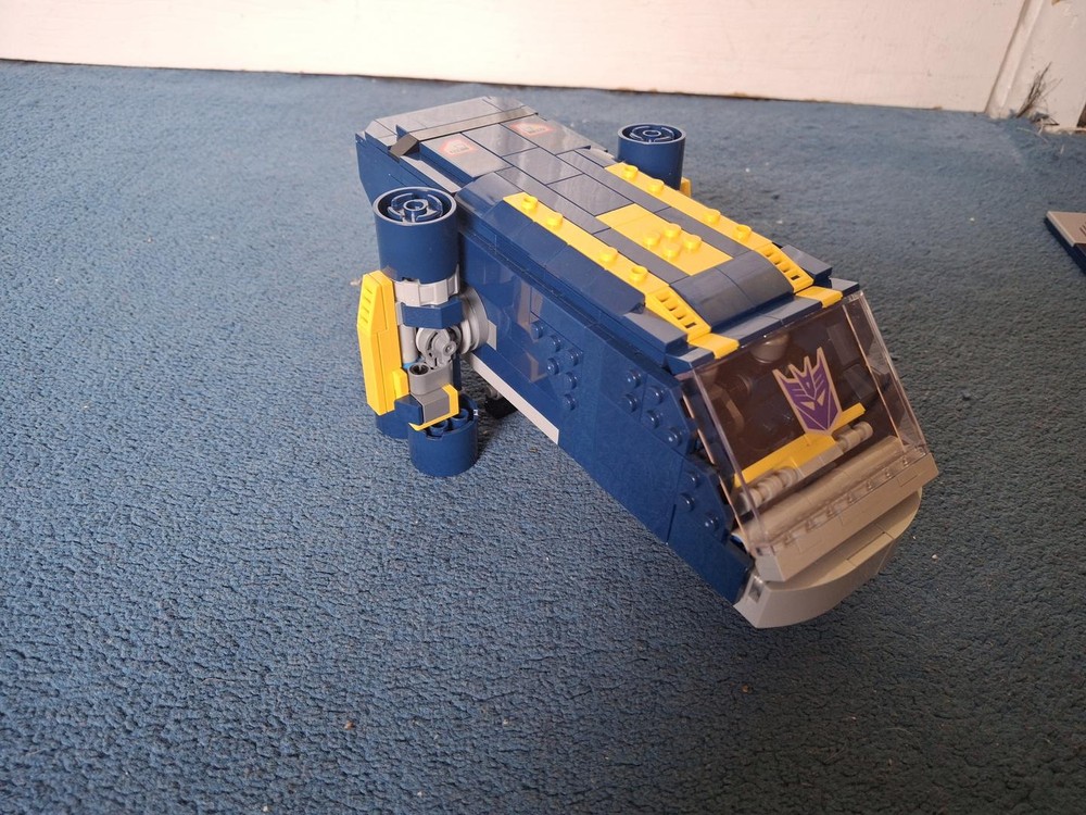 LEGO MOC Soundwave's Cargo Shuttle by YobitheJobi | Rebrickable - Build ...