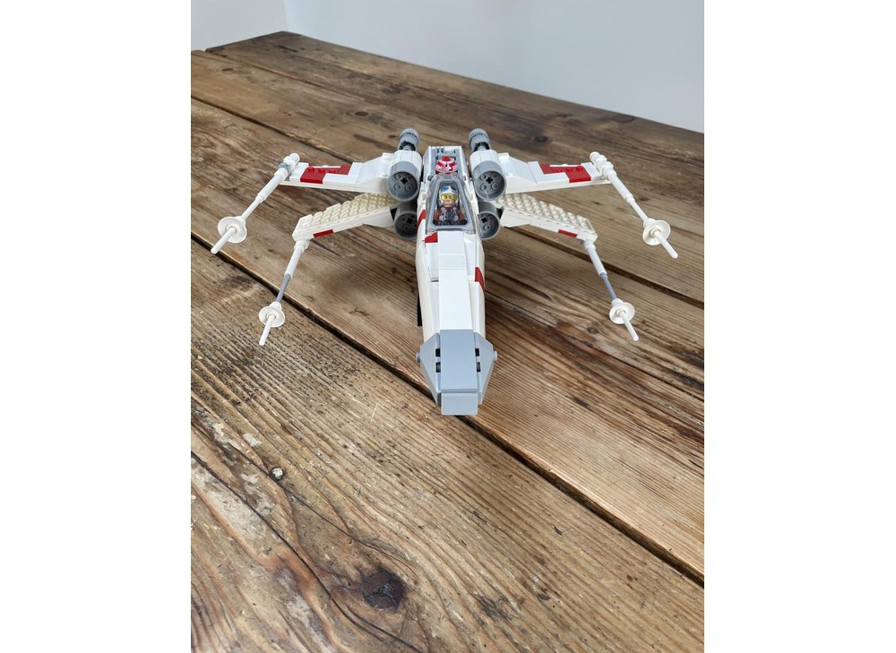 LEGO MOC-240017 X wing by That_br1ck | Rebrickable - Build with LEGO