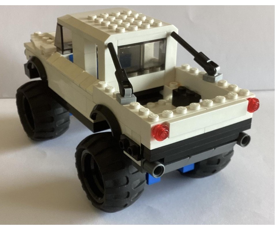 LEGO MOC Ineos grenadier quatermaster by JRB builds | Rebrickable ...