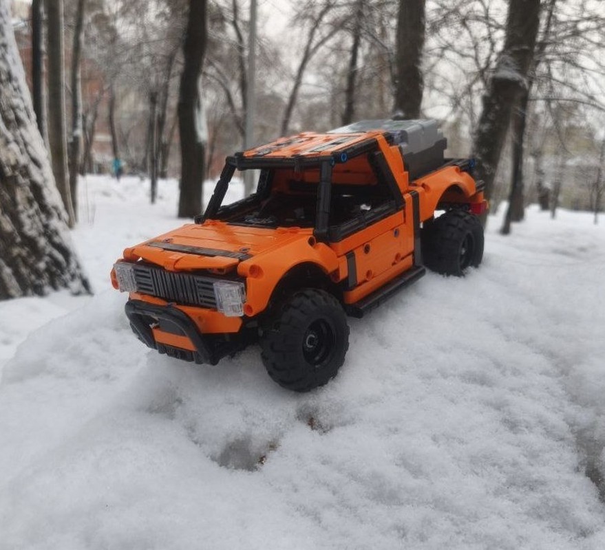 LEGO MOC-241246 Toyota Hilux 4x4 with C+ by Roma88 | Rebrickable ...
