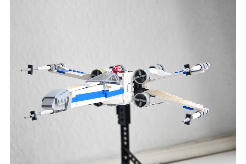 LEGO MOC-241656 Blue Leader Rebel Fighter by Sebulba56 | Rebrickable ...