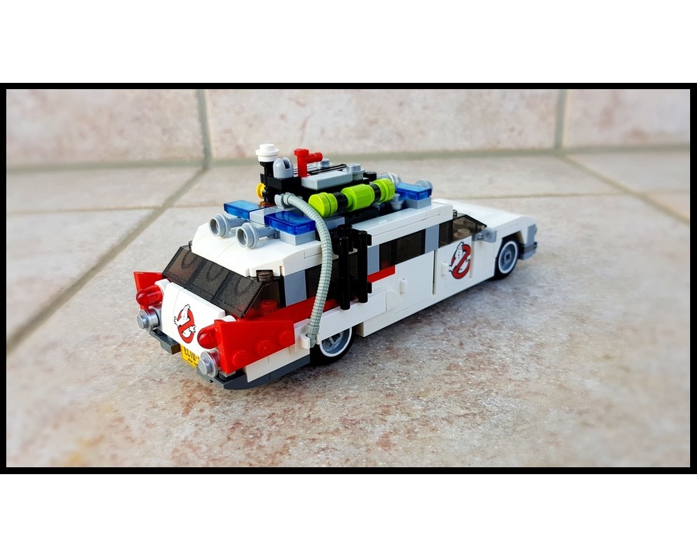 LEGO MOC Ecto-1 / Ecto One car in minifig scale by Florian_Wayne ...