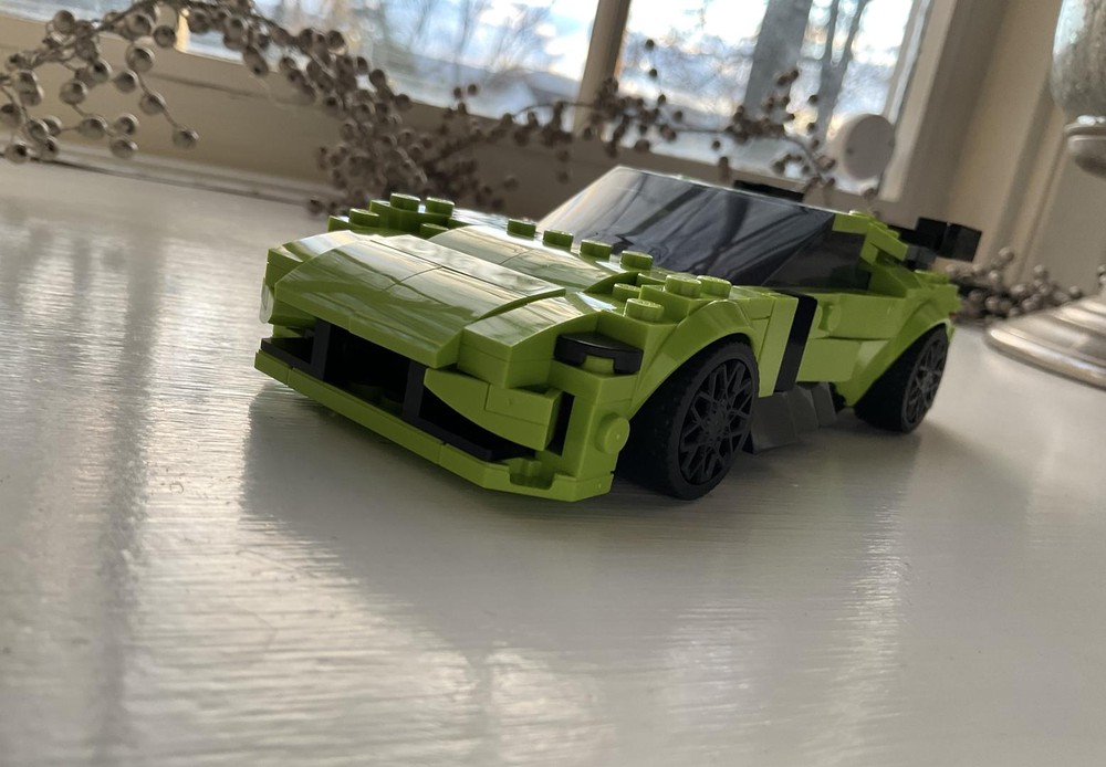 LEGO MOC-242236 2023 Aston Martin V12 Vantage (77237 alt) by DRT16 ...