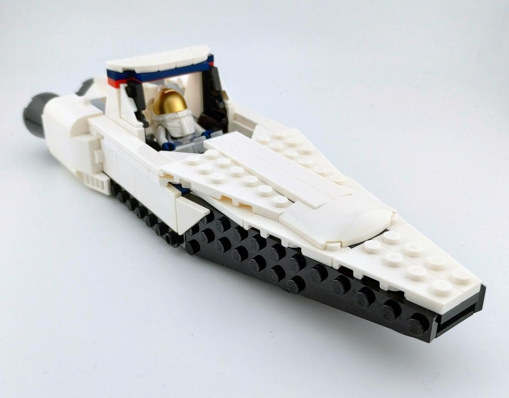 LEGO MOC Space Speedboat by qbcrunch | Rebrickable - Build with LEGO