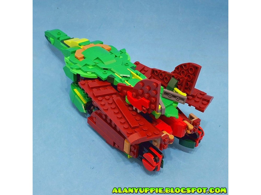 LEGO MOC VF-1 Valkyrie (Macross) / Jetfire (g1 Transformers) using lego ...