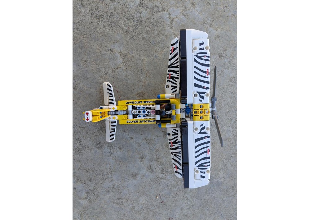LEGO MOC-243034 Zebra Biplane (42198 Bush Plane) by jpgon | Rebrickable ...