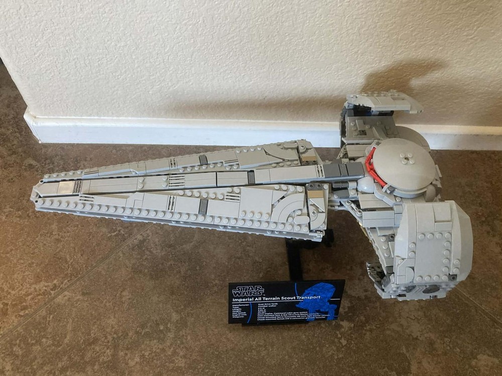 LEGO MOC-243309 UCS Sith Infiltrator by CreationCaravan (Brad Barber ...