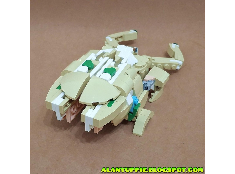LEGO MOC Transformer Insecticon Shrapnel using LEGO Creator 31162: Cute ...