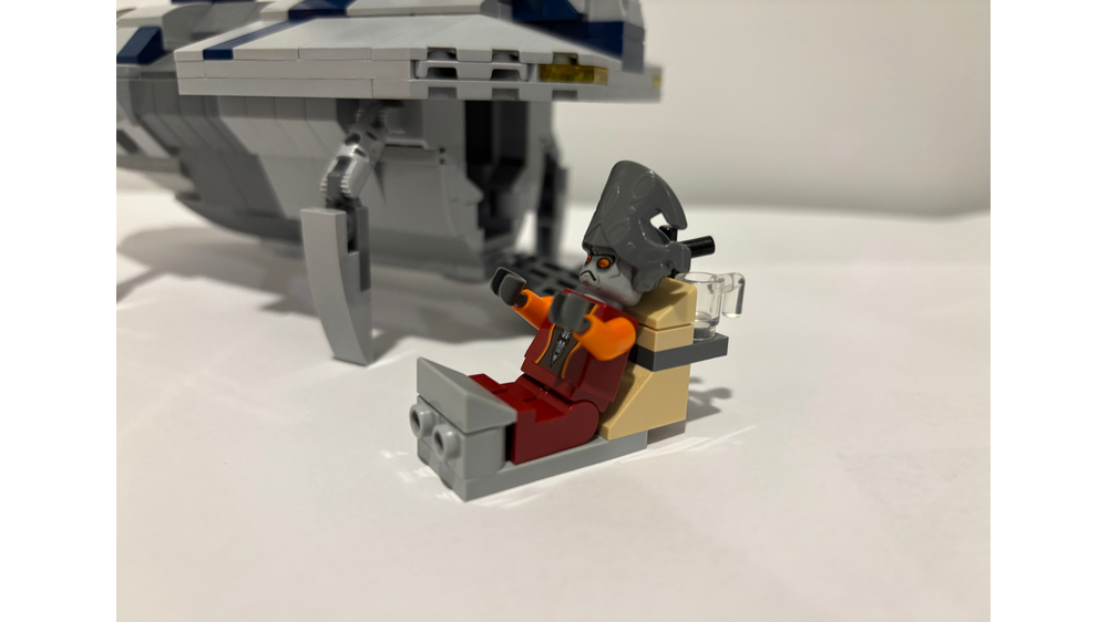 LEGO MOC Separatist Shuttle (Sheathipede-Class) by TCStretch ...