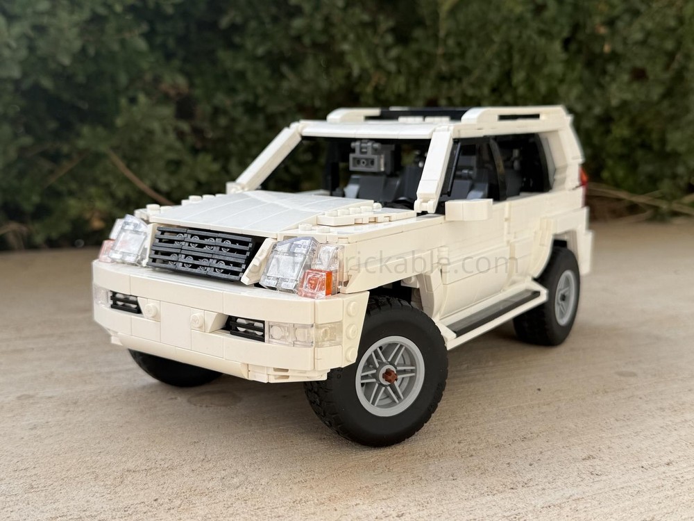 LEGO MOC-244295 Lexus GX470 by Turbo8702 | Rebrickable - Build with LEGO