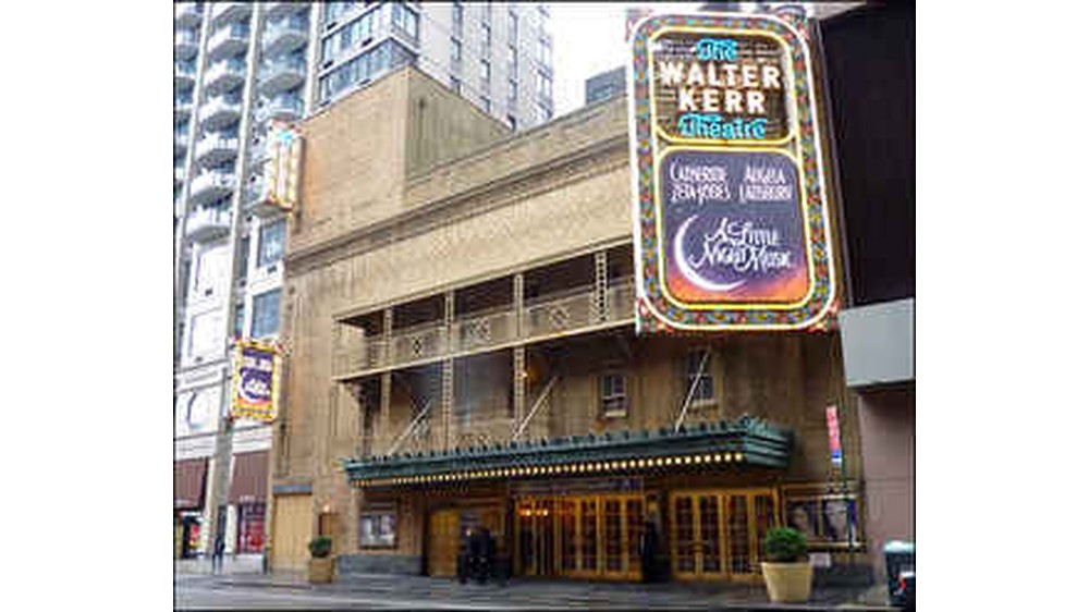 LEGO MOC Walter Kerr Theatre, NY, USA (Bruce Springsteen On Broadway ...