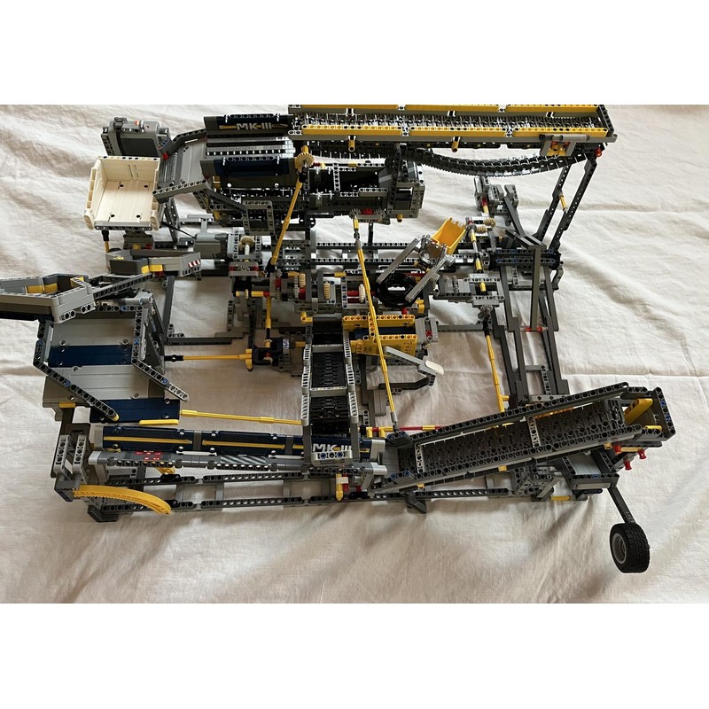 LEGO MOC 42055 Brick Factory by hugino | Rebrickable - Build with LEGO