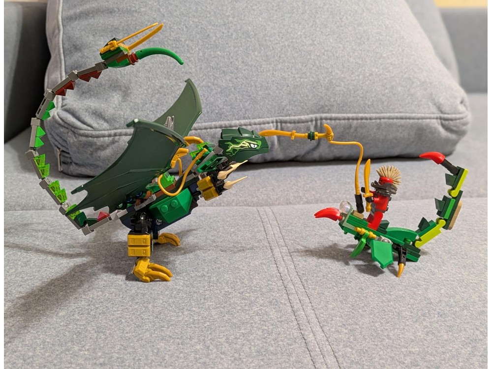 LEGO MOC Taloned Paw vs Tailed Horn 31161+71829 by Vitokro ...