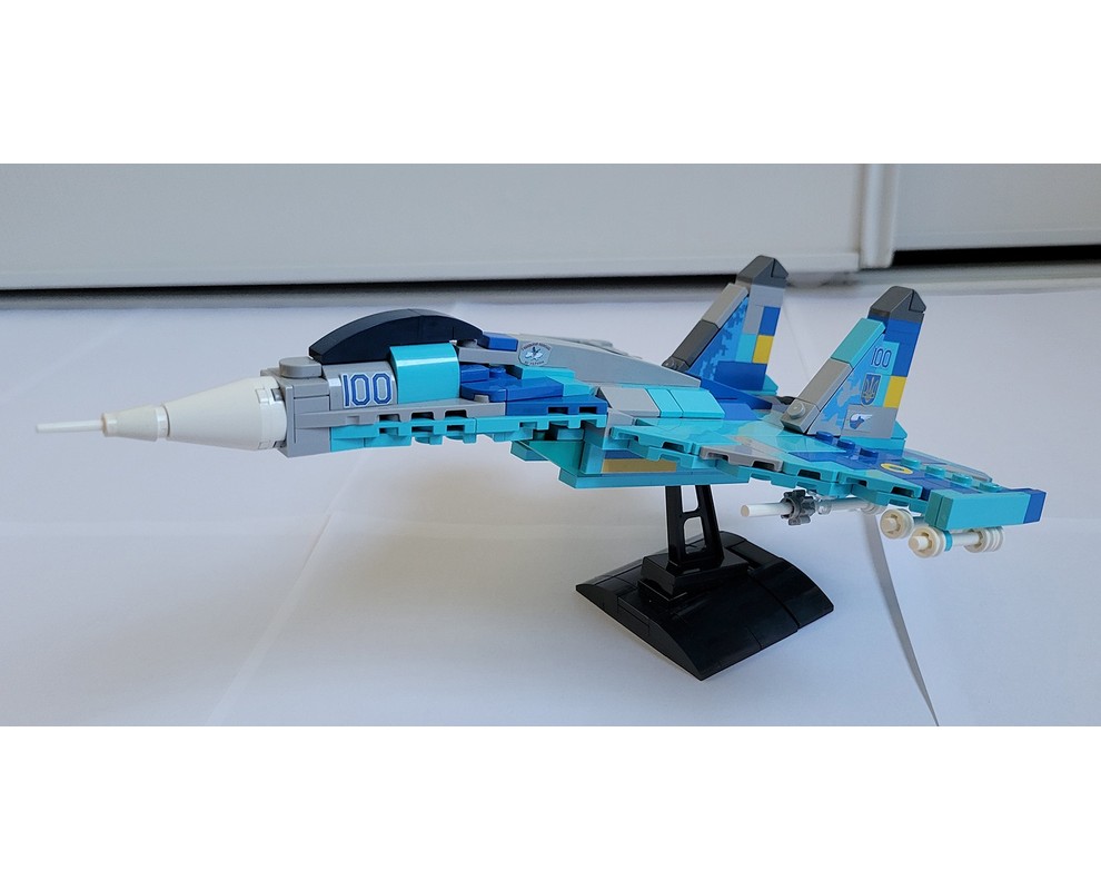LEGO MOC Sukhoi Su-27 Flanker (Ukraine) - 1:85 scale by azatote ...
