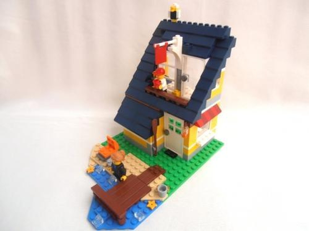 LEGO MOC 31035 Modern Beach Hut by PeterSzabo | Rebrickable - Build ...