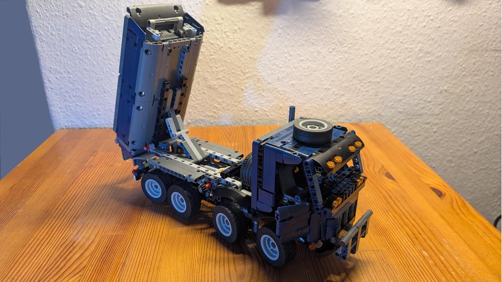 LEGO MOC-246217 2x42203 Yet Another Tipper Dump Truck by CrashTestTommy ...