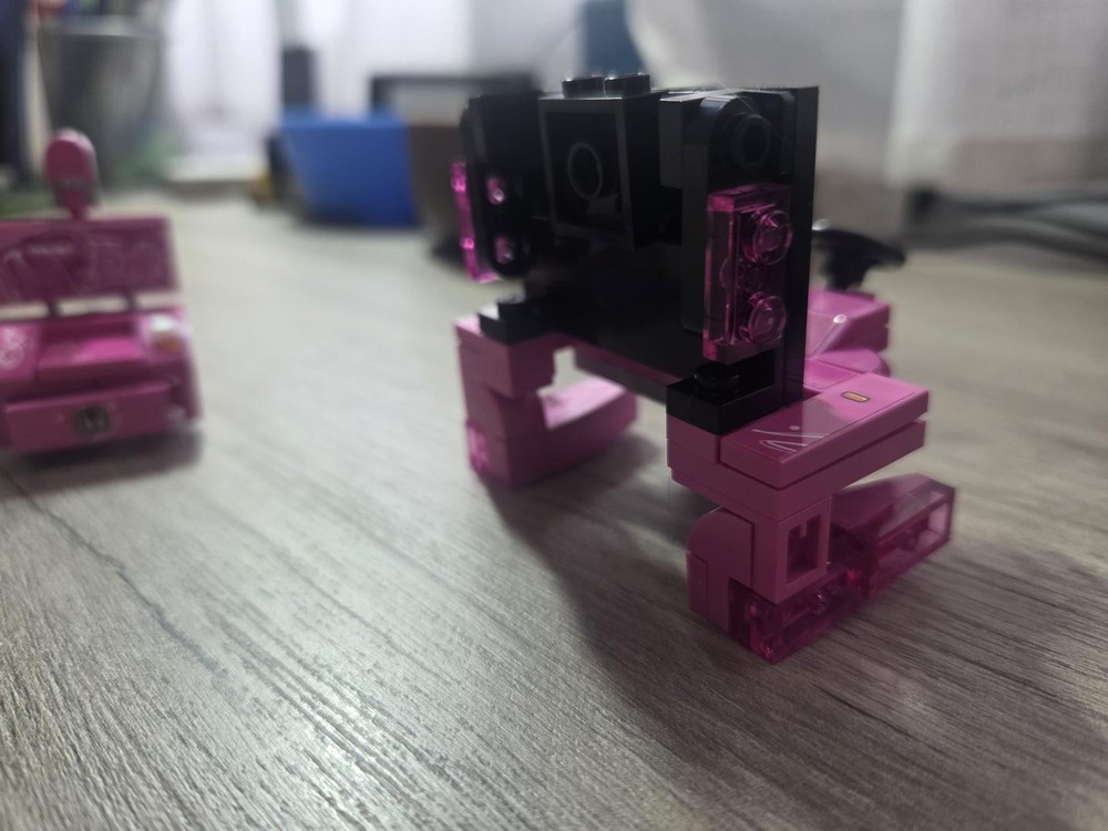 LEGO MOC 77241 Gaming setup by AdriánRS | Rebrickable - Build with LEGO