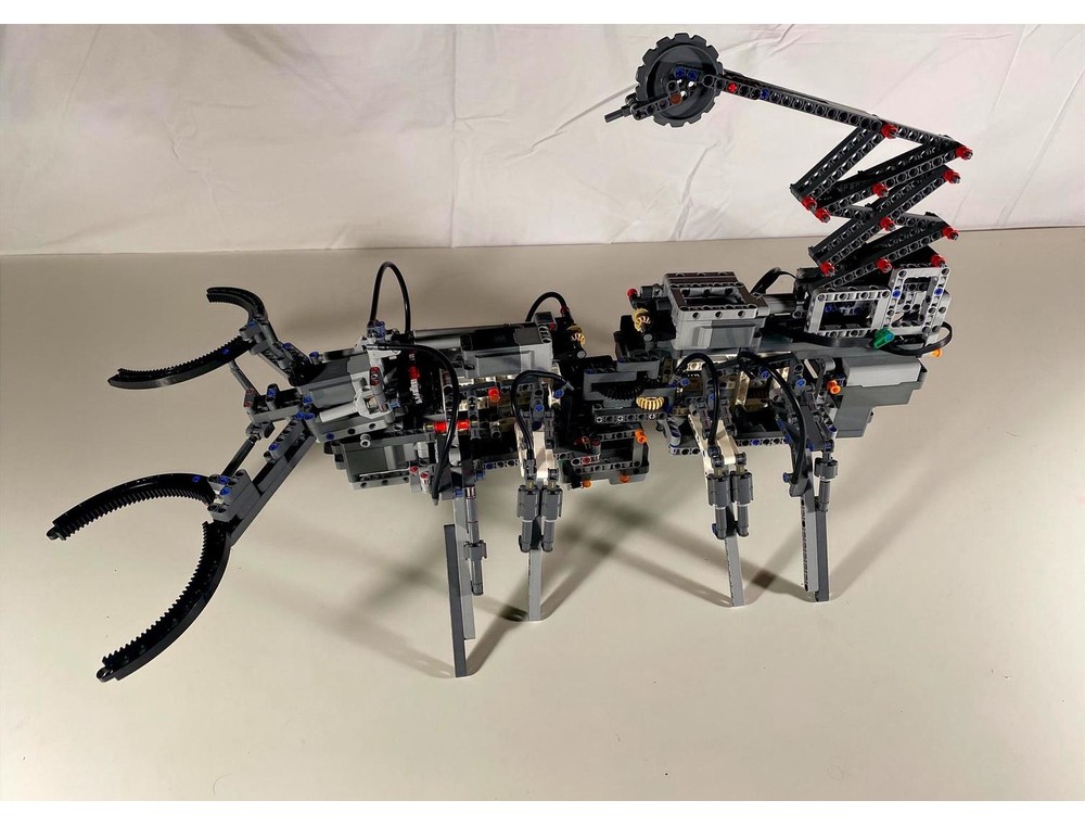 LEGO MOC-246438 42100 model B scorpion by RoysylR | Rebrickable - Build ...