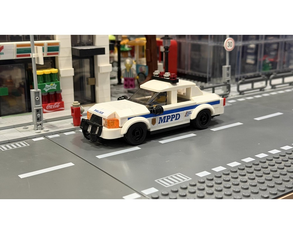 LEGO MOC Ford Crown Victoria with NYPD Livery by Micropolis_TV ...