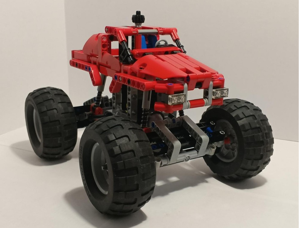LEGO MOC Monster Truck 2.0 by Nahkriin | Rebrickable - Build with LEGO