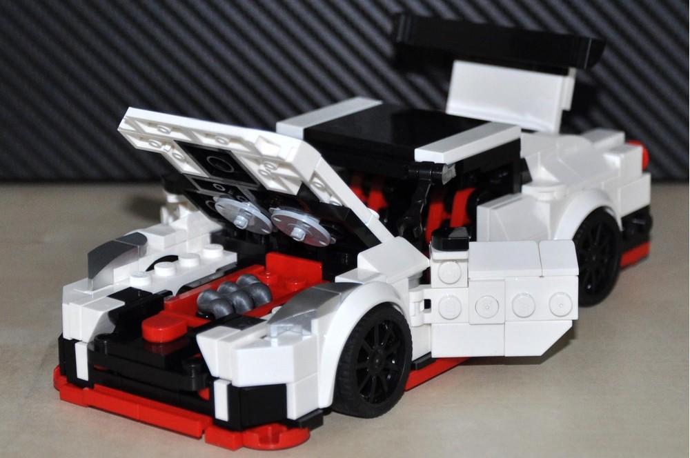 LEGO MOC-248593 Nissan GT-R Nismo by SILLERT09 | Rebrickable - Build ...