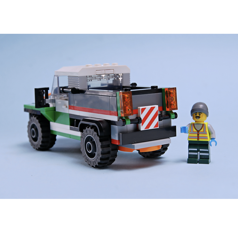LEGO MOC 60490 Up in the Air & Down on the Ground by Keep On Bricking ...